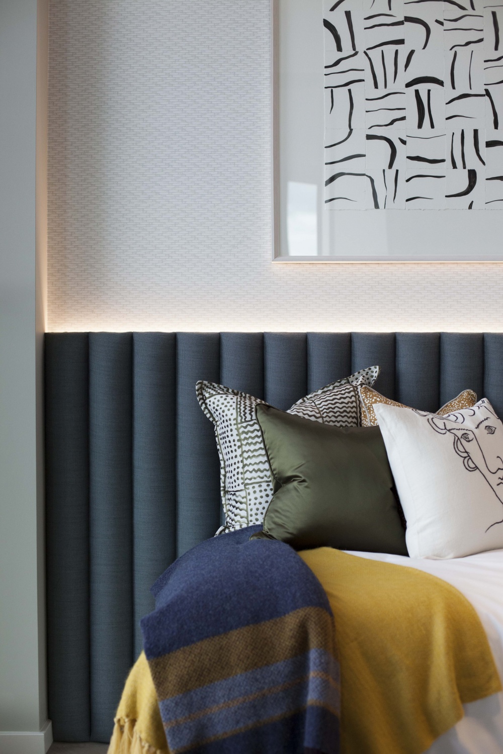 South Bank Tower Apartment - 1508 London